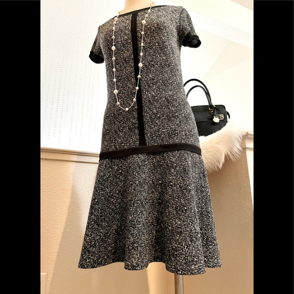 eva varro | Dresses | Euc S Elegant Black White Dress | Poshmark